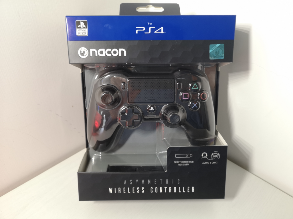Nacon Asymmetric Wireless Controller - Review - FifaUltimateTeam.it - UK